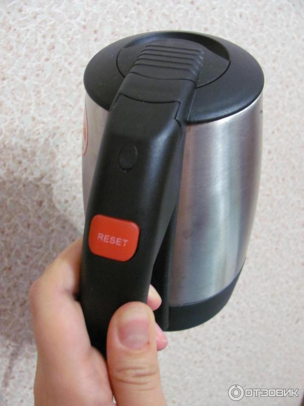 Отзыв о Электрический чайник Vitek VT-1154 | удобный дорожный чайник